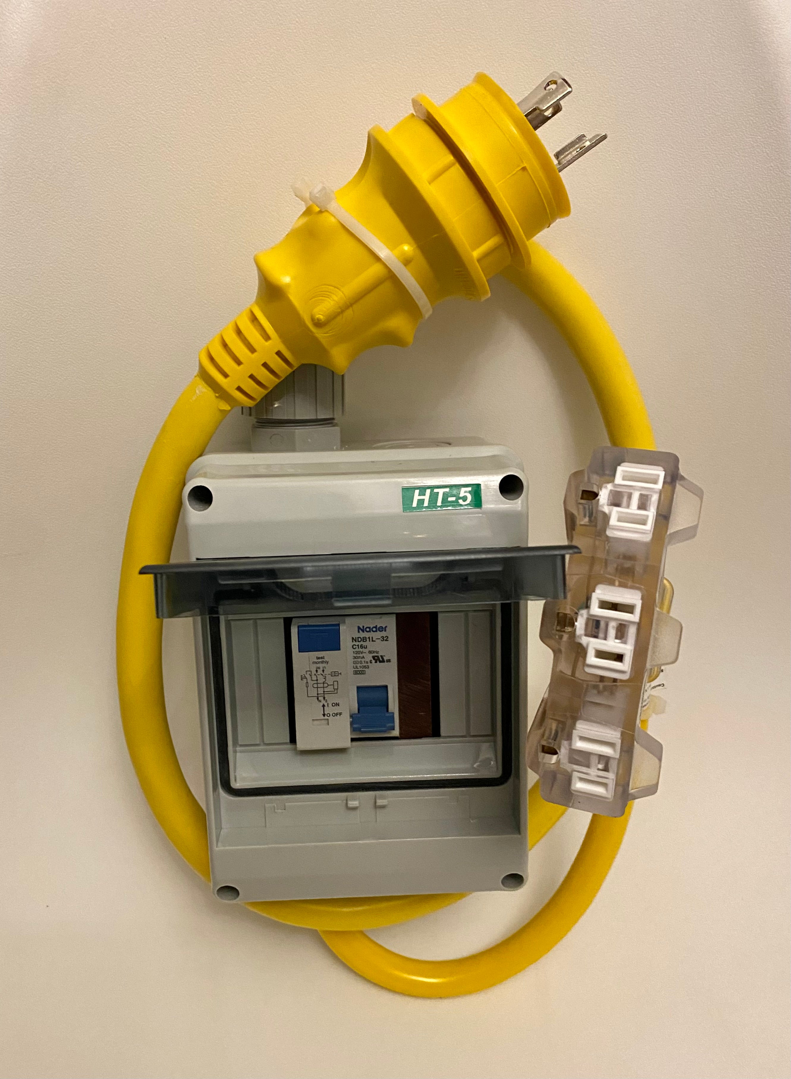 Portable GFCI Device 30 Amp to 15 Amp Sockets – Pacific Marine Power Supply